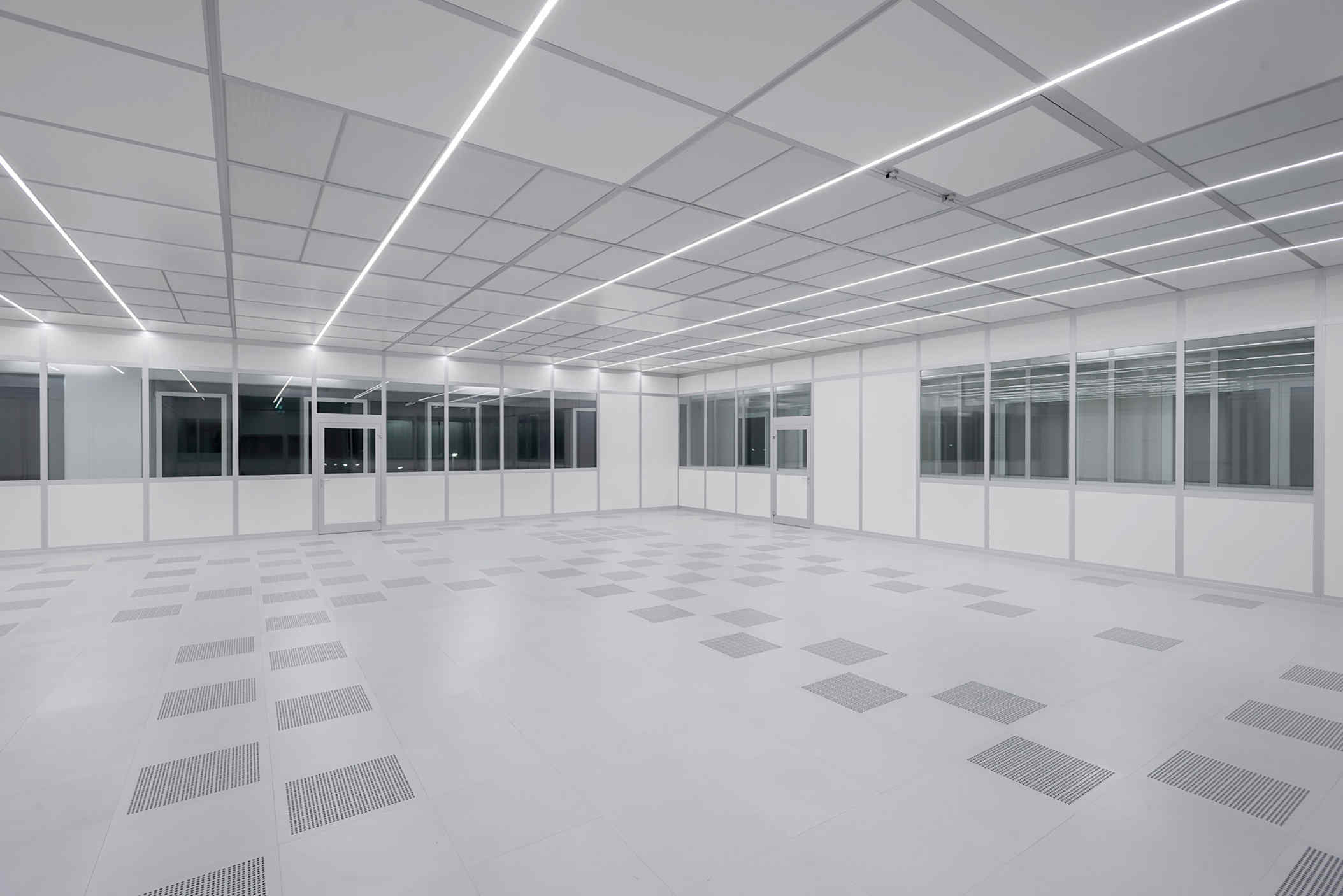 Modular Cleanroom Ceiling Systems with Integrated LED Lighting ...